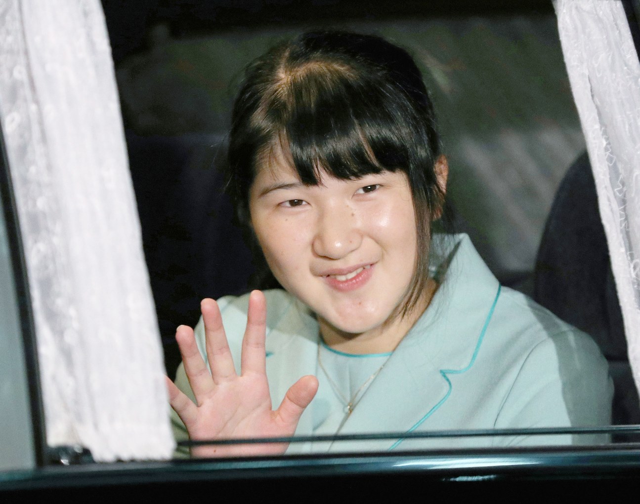Princess Aiko Turns 16, Steps Up Royal Duties | JAPAN Forward