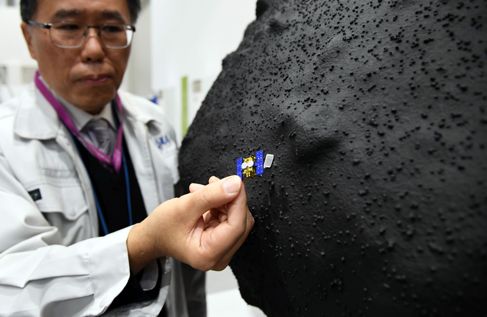 Uncovering the Origins of Life: Analysis of Asteroid Ryugu Samples ...