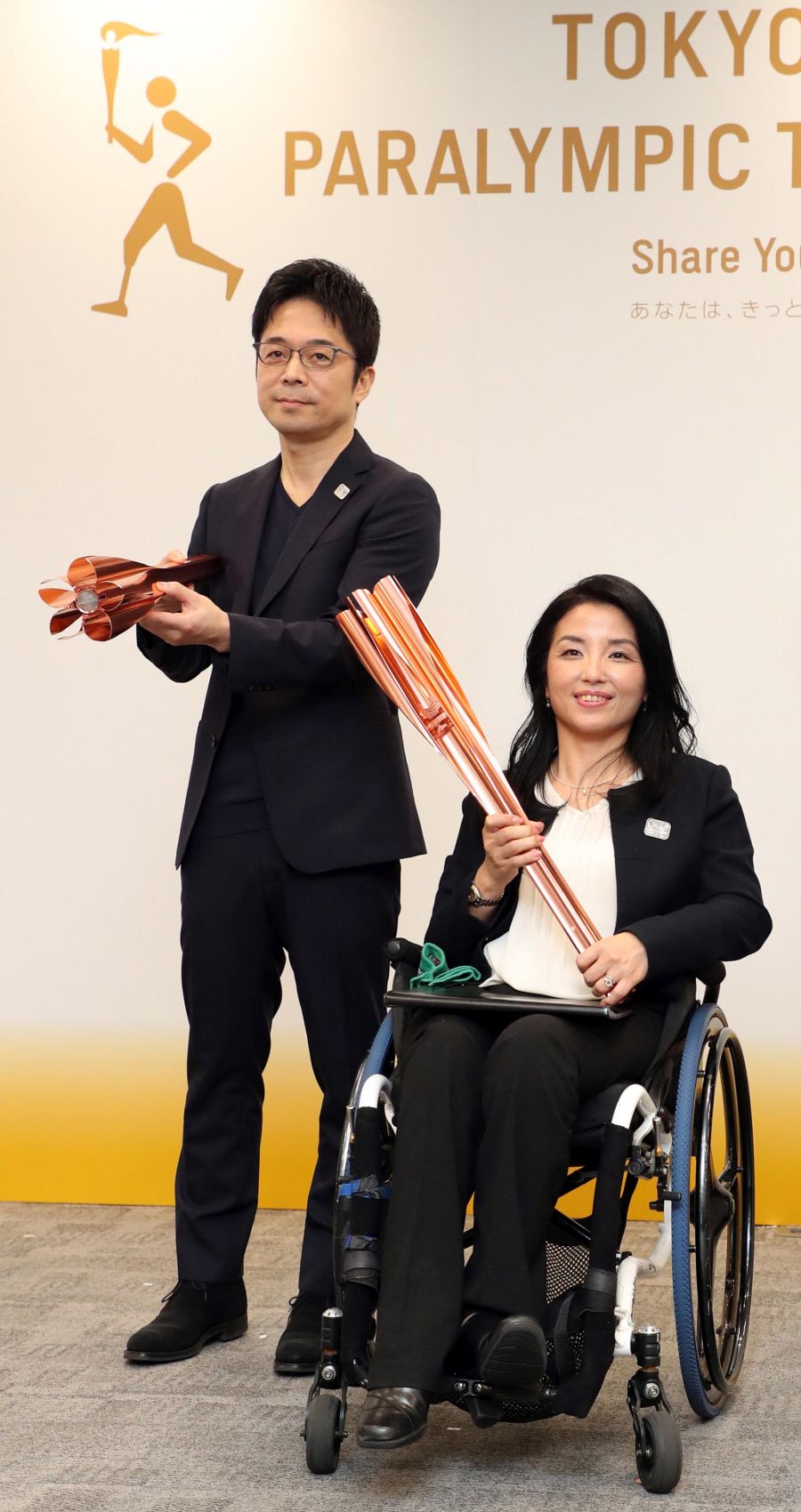 2020 Tokyo Olympics & Paralympics Torch 013 | JAPAN Forward