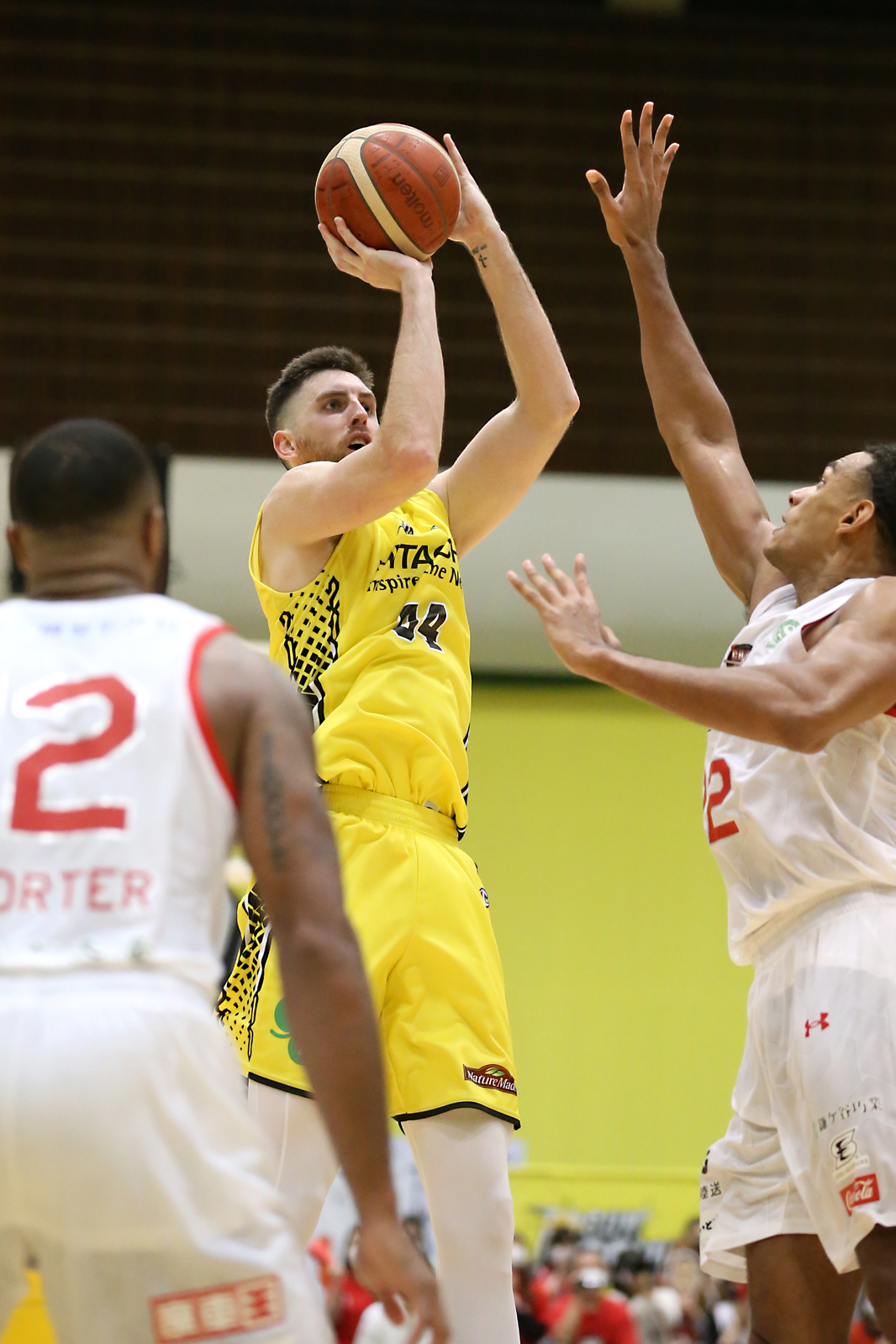 BASKETBALL | Sunrockers Earn First Victory of Season on Ryan Kelly's ...