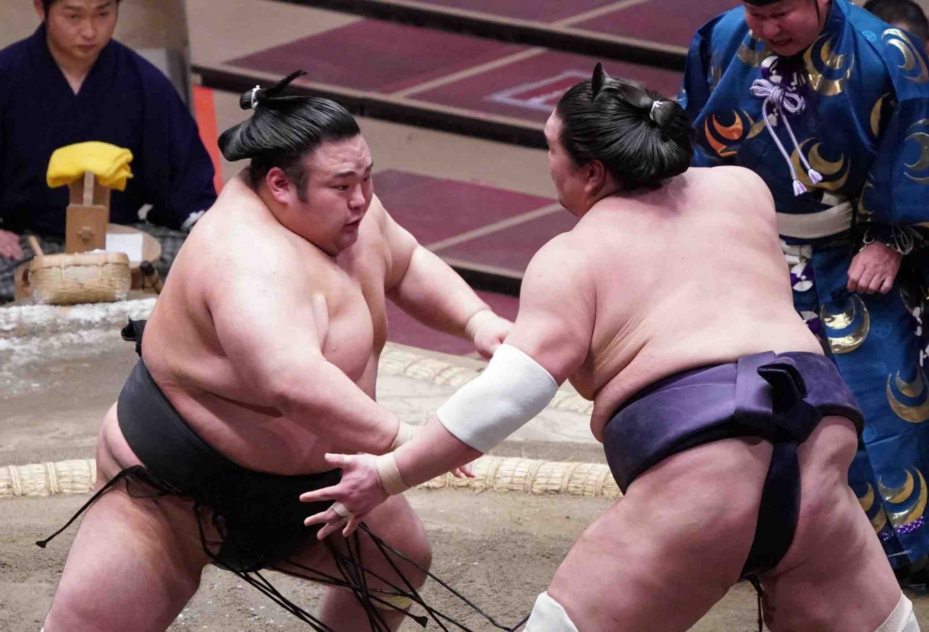 SUMO | Takakeisho Beats Terunofuji in Playoff to Win November Basho ...