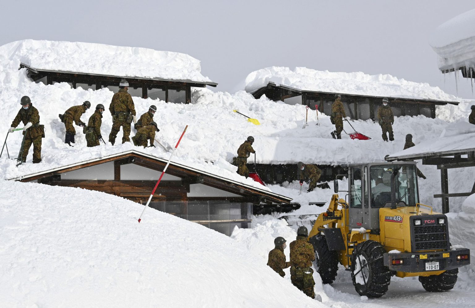 Record Snowfall Hits Hard in Northern Japan | JAPAN Forward