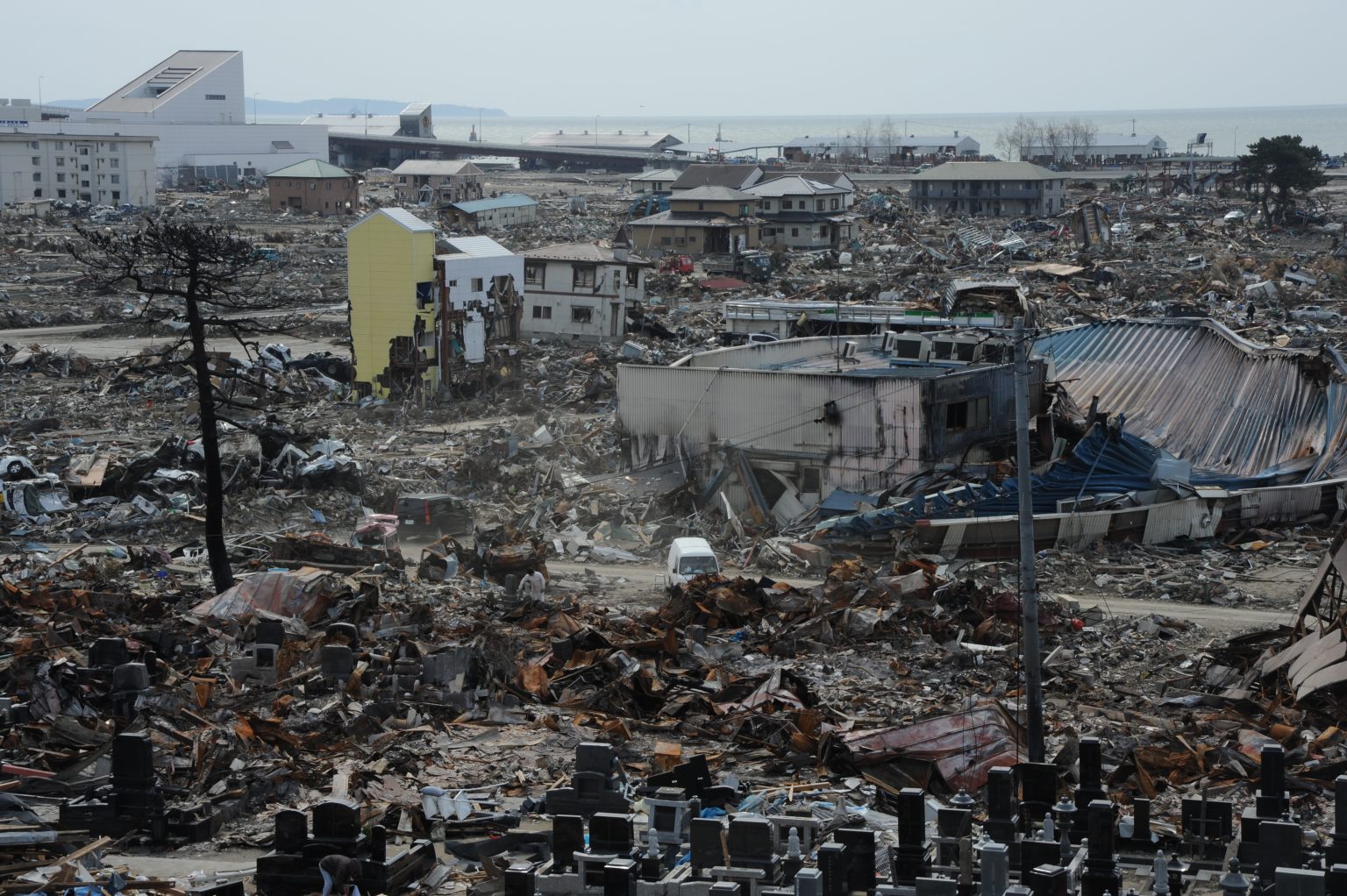 [3.11 Earthquake: Rebuilding] A Photographer Captures his Hometown's ...
