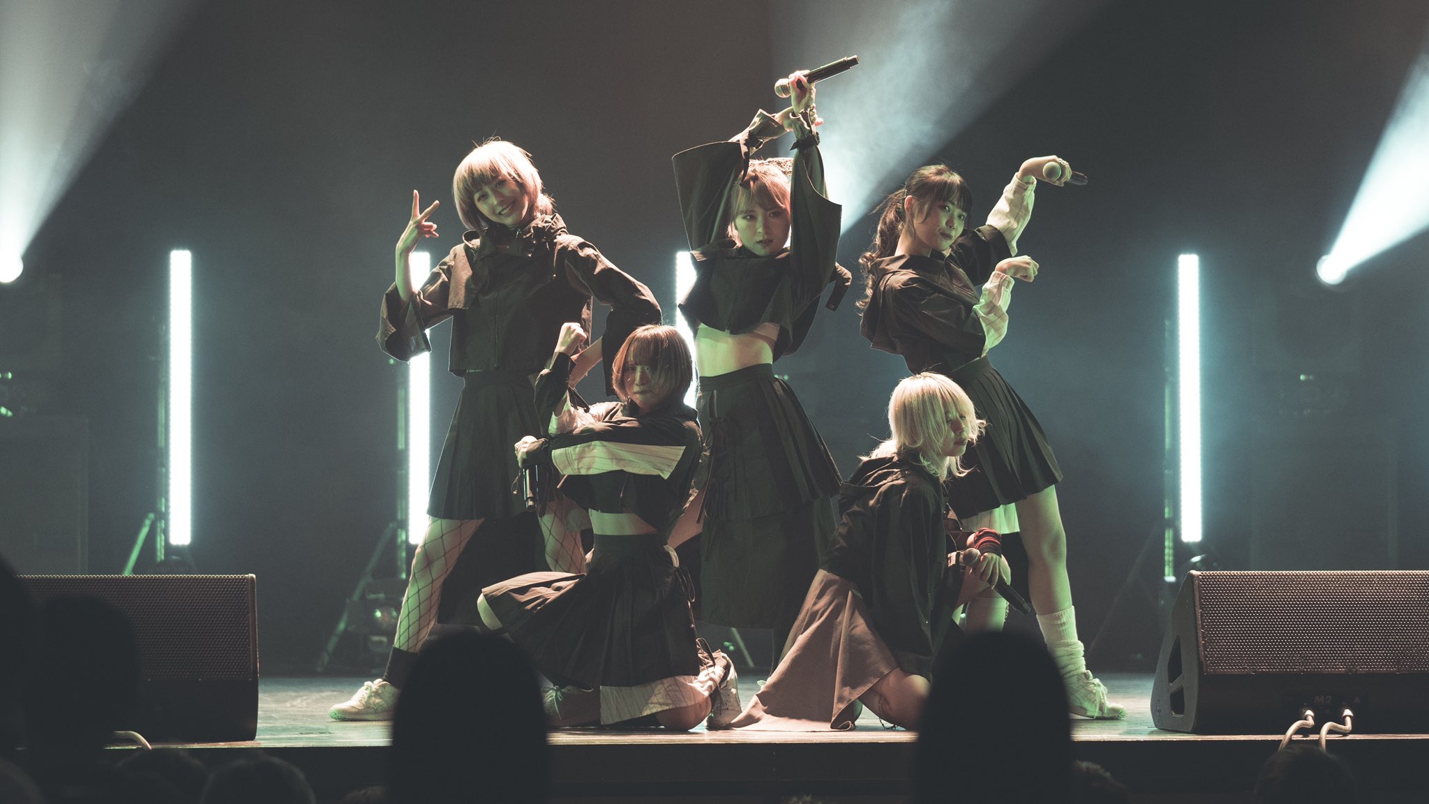 Zsasz group photo | JAPAN Forward