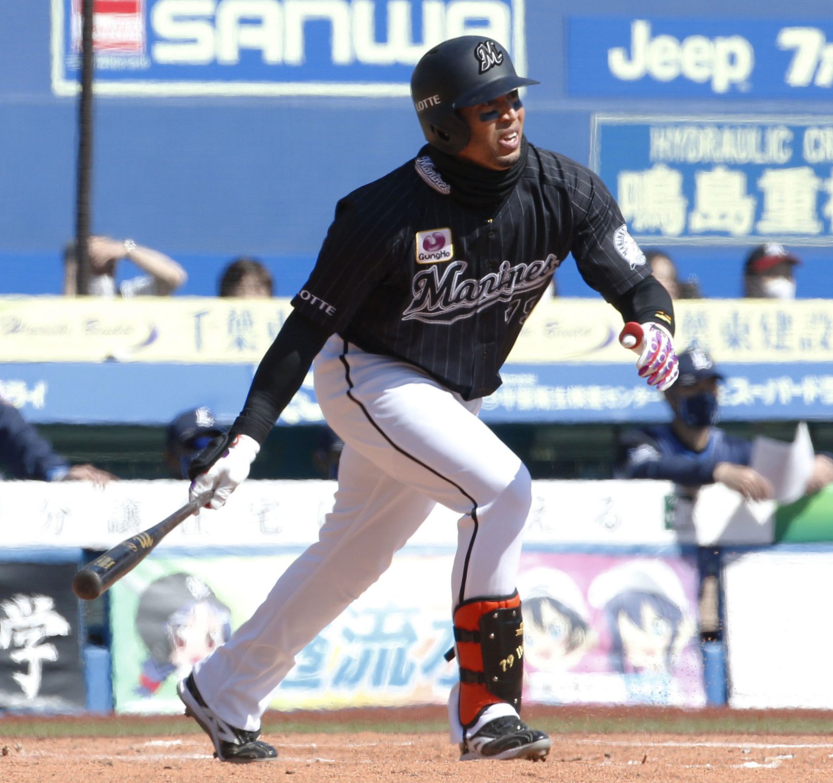 [JAPAN SPORTS NOTEBOOK] Showcasing His Mighty Swing, Shohei Ohtani ...