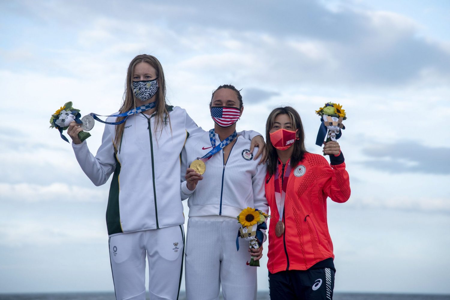 Surfing - Women's Shortboard - Medal Ceremony | JAPAN Forward