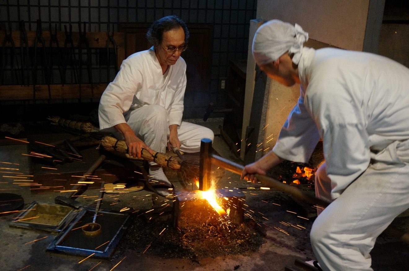 Japanese Swords | Join the New Emperor Gotoba Historic Sword Making ...