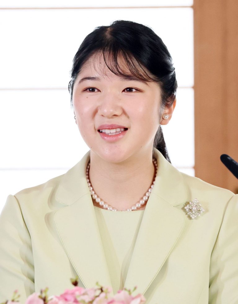 Princess Aiko Comes of Age: ‘Sharing in the Hardships and Joys of the ...