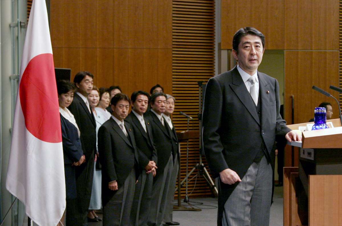 Photos: In Memory Of Shinzo Abe, Japan's Longest-Serving Elected Leader ...