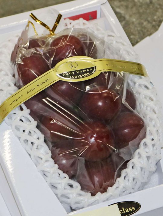 EDITORIAL Japan Loses 690M In Premium Brand Fruits Stolen By Other editorial-japan-loses-690m-in-premium-brand-fruits-stolen-by-other