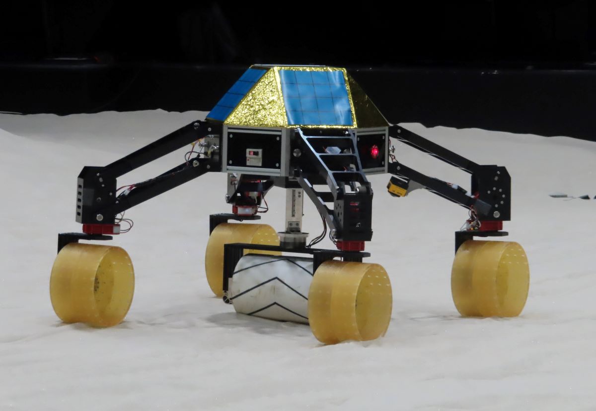 Could Autonomous Robots Build a Base on the Moon? | JAPAN Forward