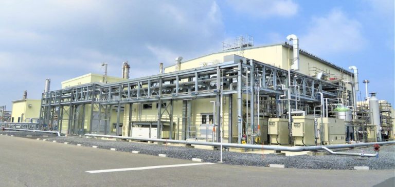 Toyota and Idemitsu Join Forces to Produce All-Solid-State Batteries ...