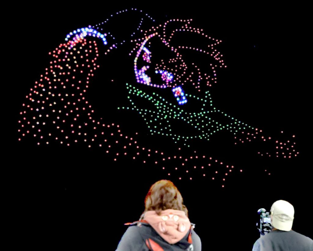 [Hidden Wonders of Japan] Spectacular Drone Show in Yokohama Rings in ...