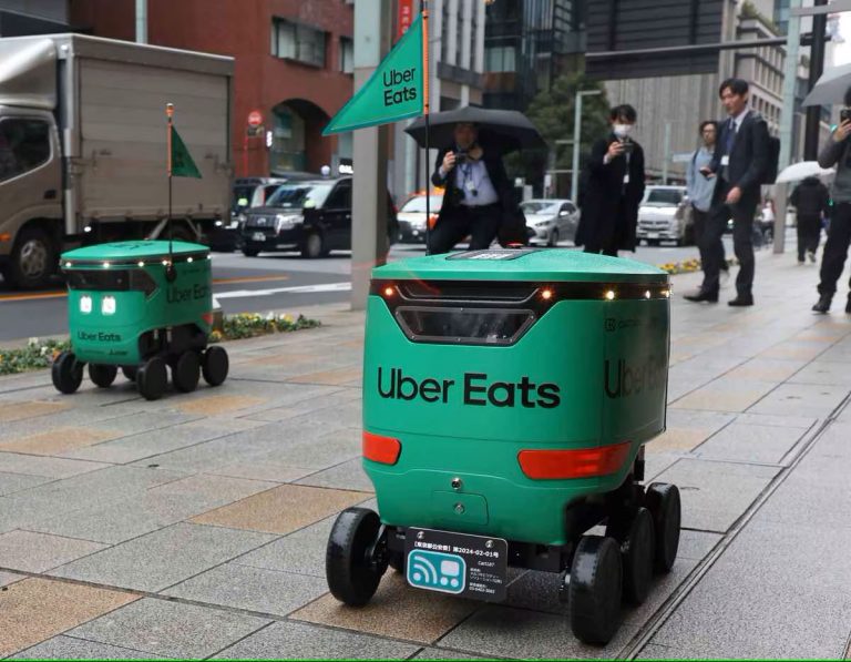 Uber Eats Robot Delivery Service Coming to Nihonbashi Area | JAPAN Forward